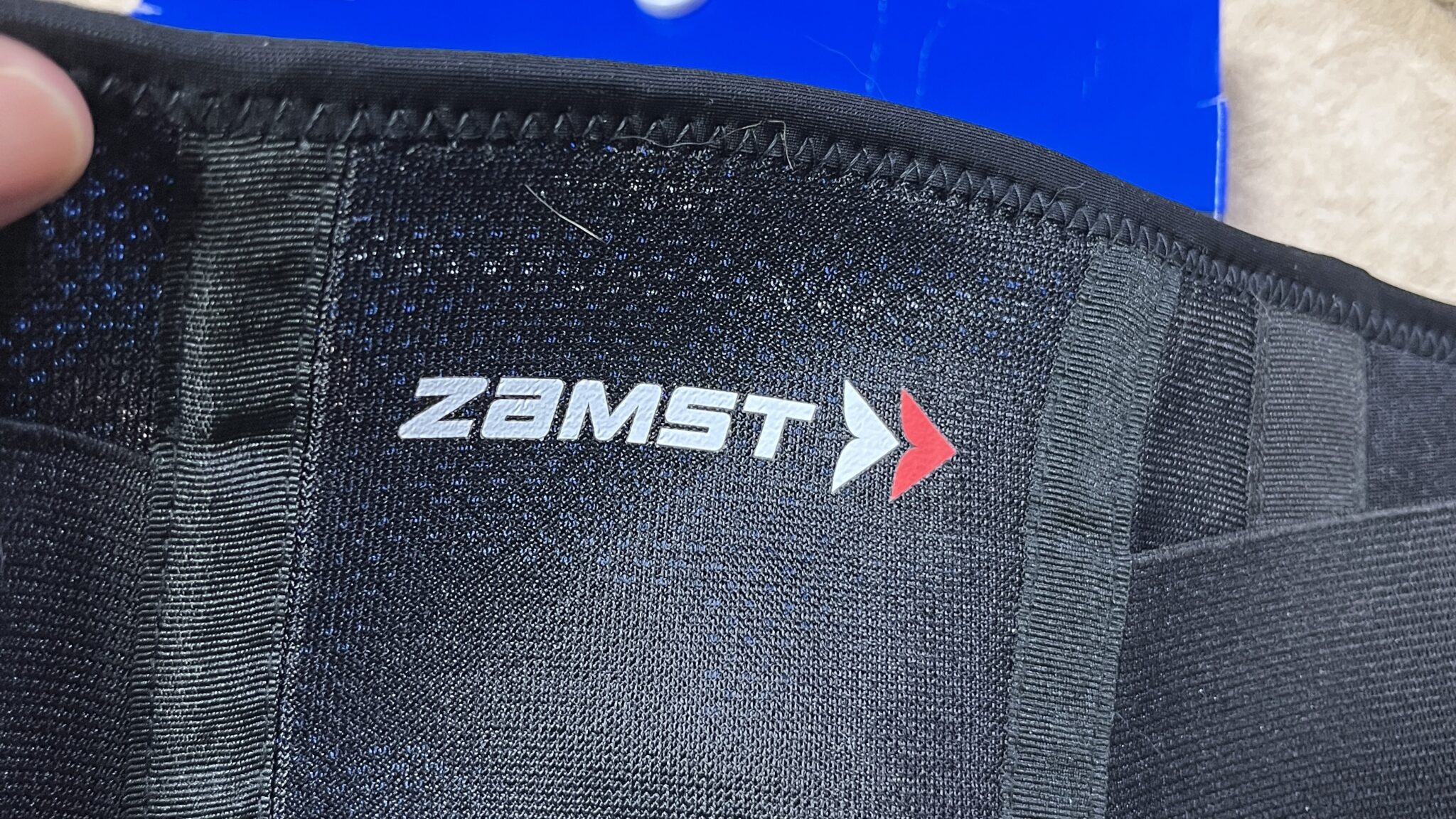 ザムストZW-3をレビュー！腰痛歴30年の主婦が口コミを検証｜HAPPINESS! magazine(ハピネスマガジン)